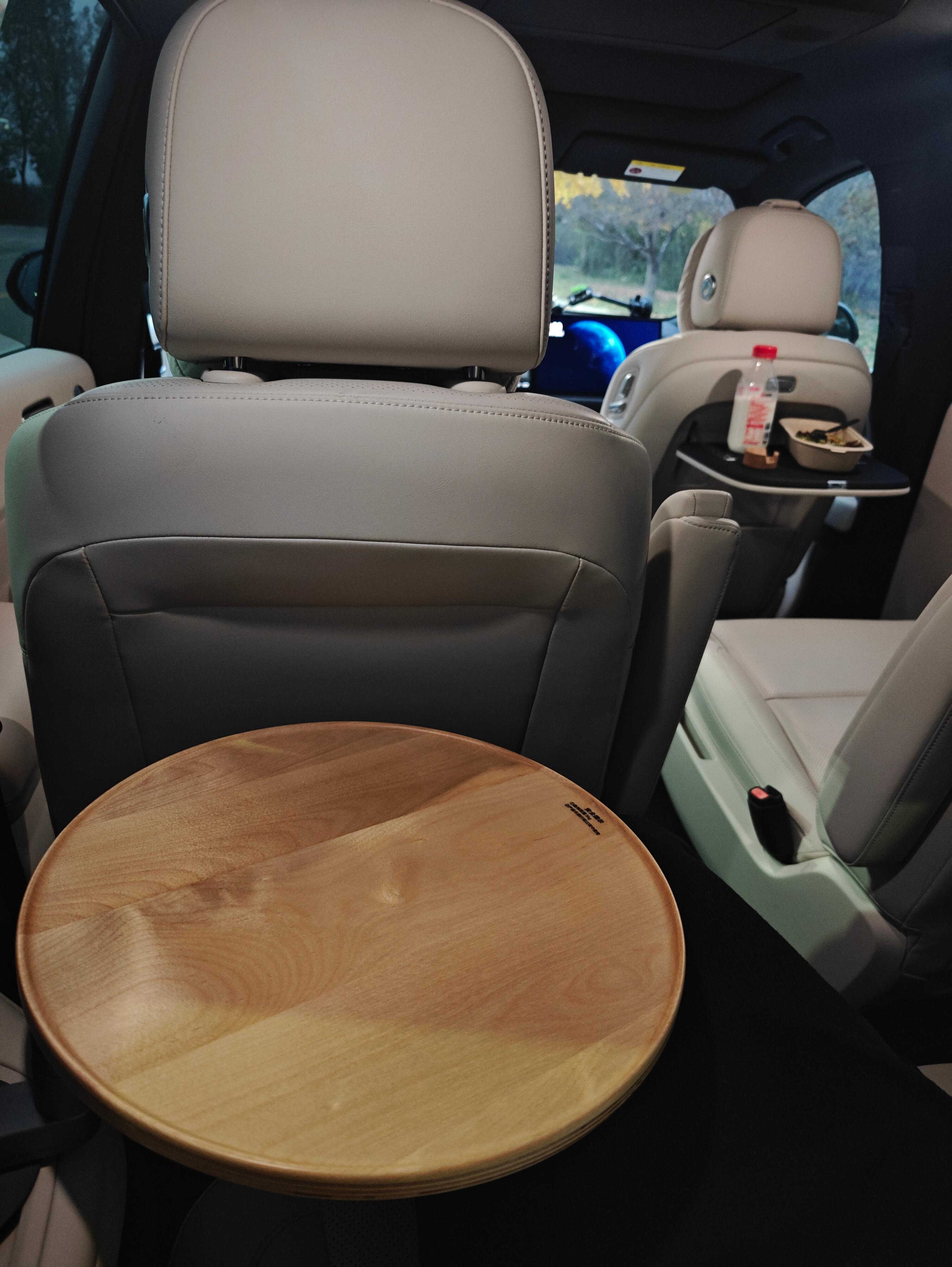 车内悠享悬浮桌板， 好用+实用，在理想L9和ONE上亲测。 看到大家都在晒桌板，_理想L9社区_易车社区