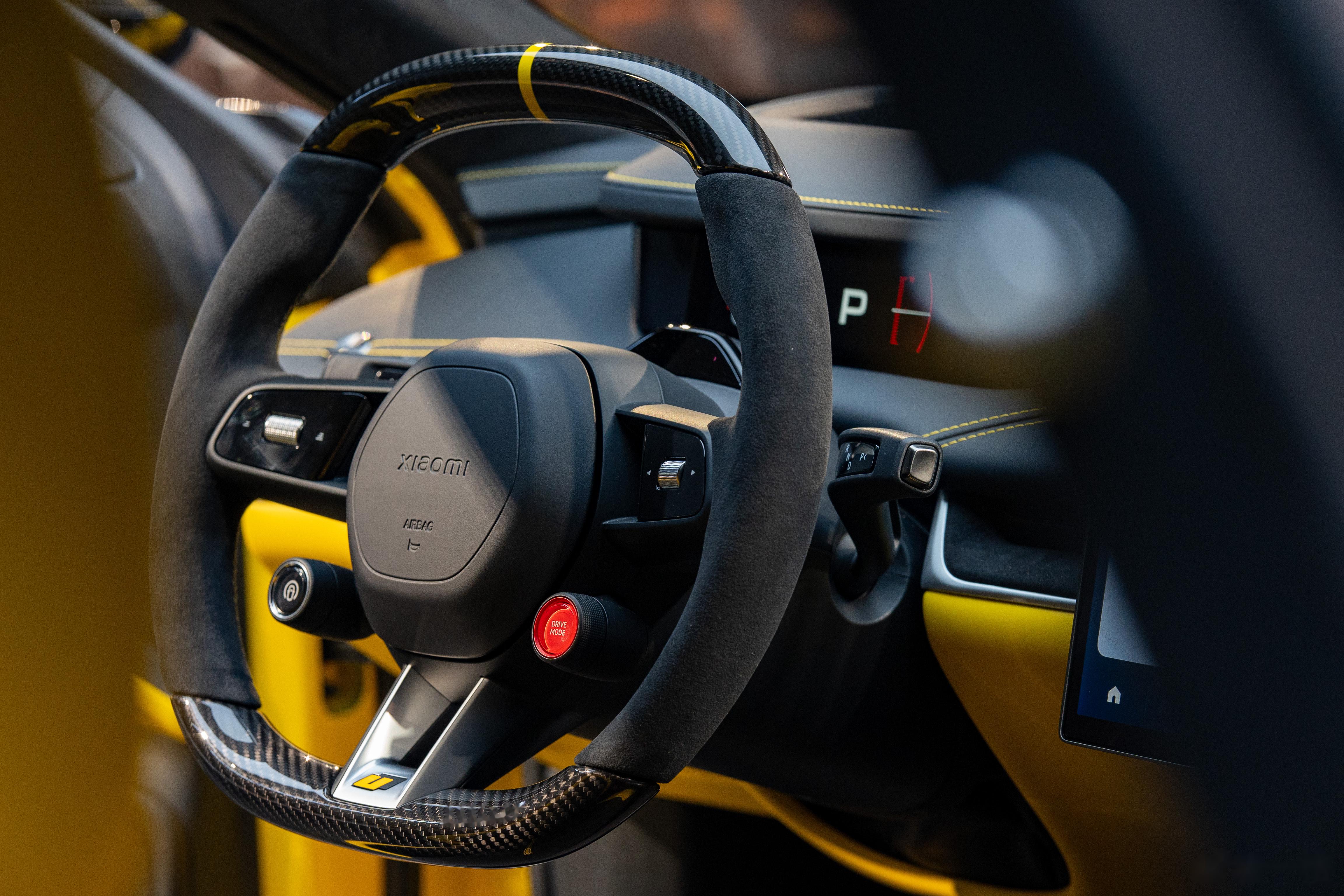 近距离感受了小米 SU7 Ultra，第一次离梦这么近，太帅了_小米SU7 Ultra社区_易车社区