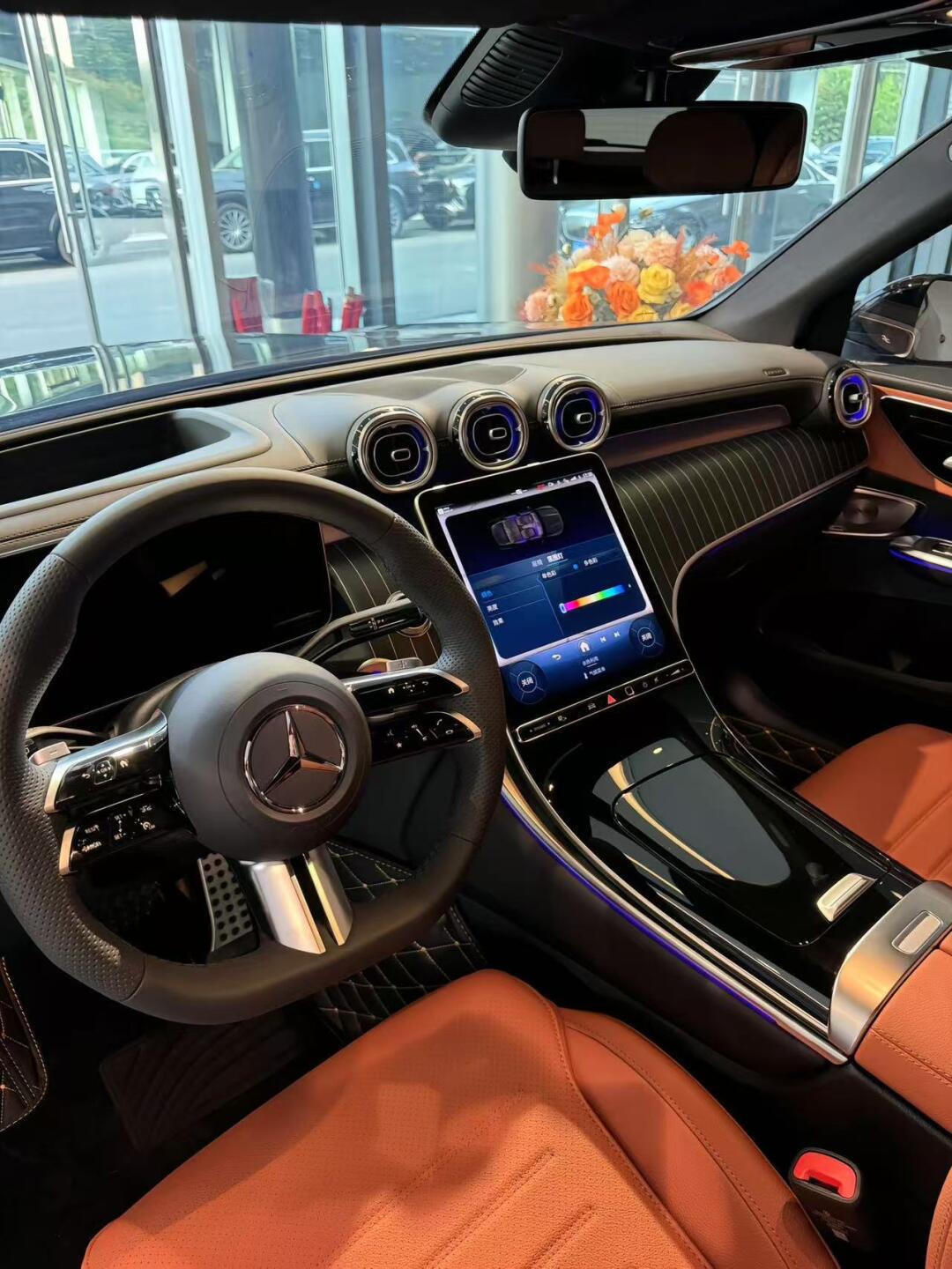 GLC300L豪华版—提车咯 喜提梦中情车🚗老爹奖励的元旦礼物🎁 这款SUV_奔驰GLC社区_易车社区