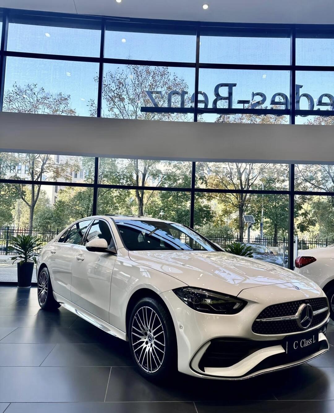 260l,中控台_大山谷图库