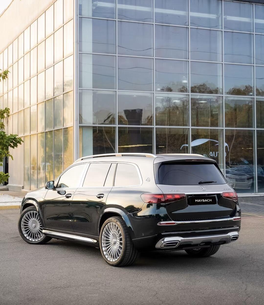 奔驰旗舰级SUV迈巴赫GLS680_迈巴赫GLS社区_易车社区