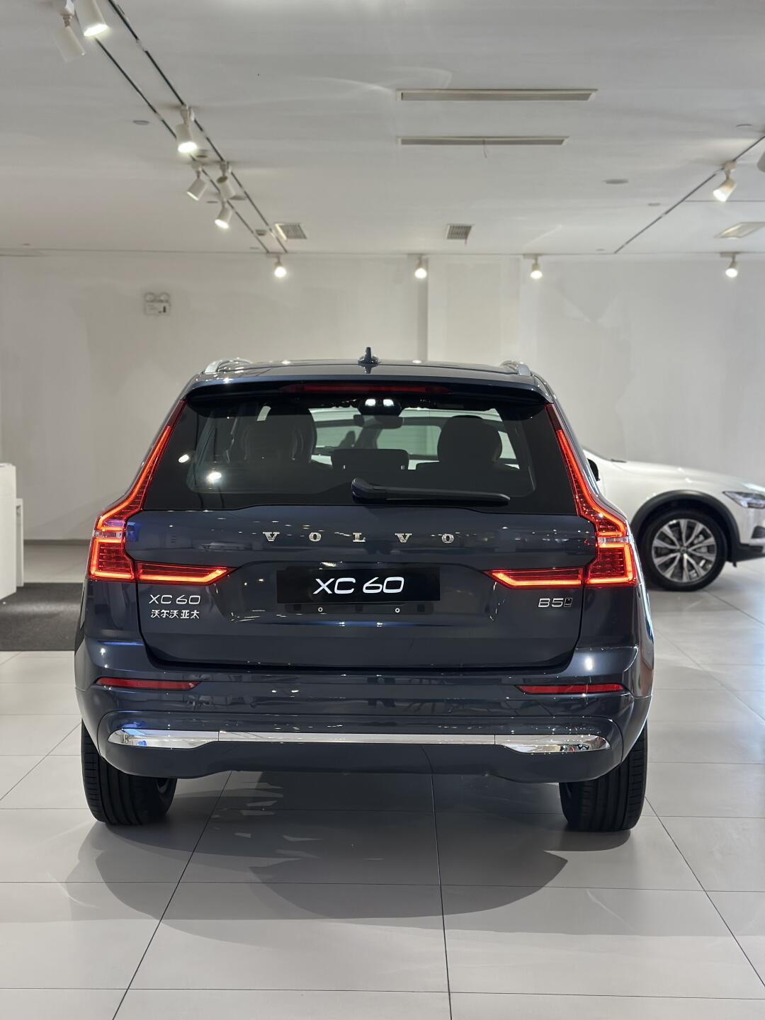 沃尔沃XC60 北欧豪华SUV安全与颜值并存_沃尔沃XC60/XC60 插电混动社区_易车社区