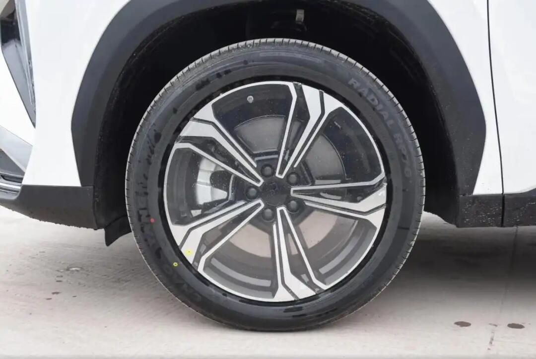 银河L7 EM-i搭载吉利EM-i插混系统，核心是代号为BHE15-BFN的1._宋PLUS社区_易车社区