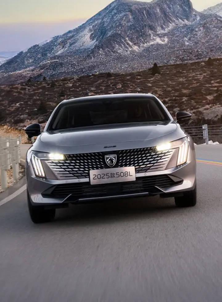 新款东风标致508L官图，法系车颜值担当 预计主要针对配置进行调整。 参考现款的_标致508L社区_易车社区