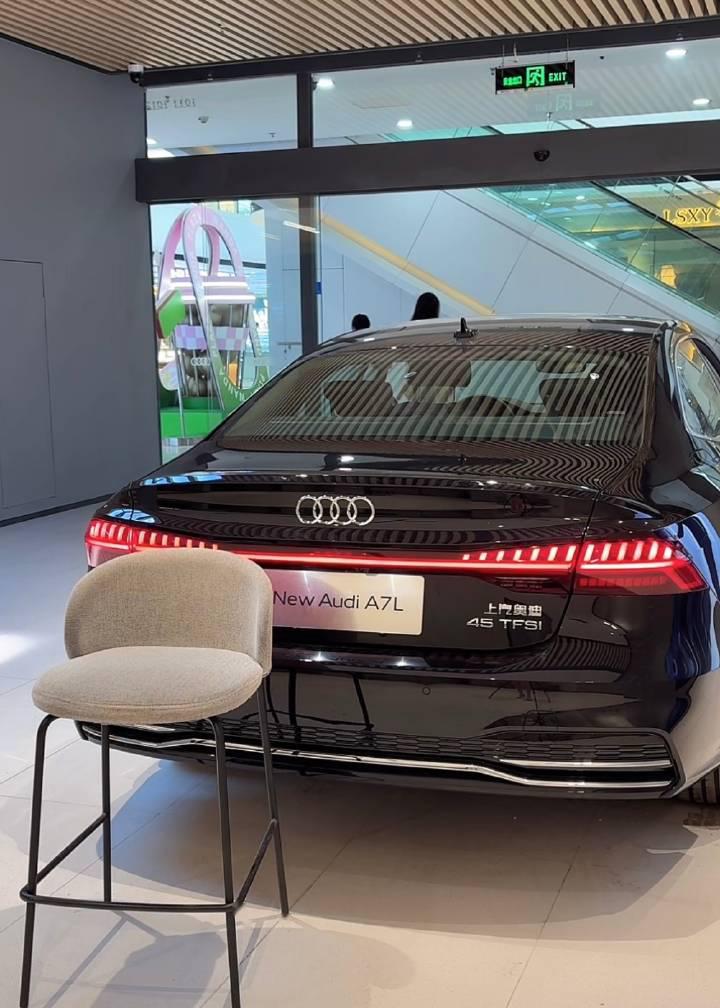 有小伙伴比较关心奥迪A5L的价格，看看奥迪A7L的价格就应该知道了，现在没有哪个_奥迪A5L Sportback社区_易车社区