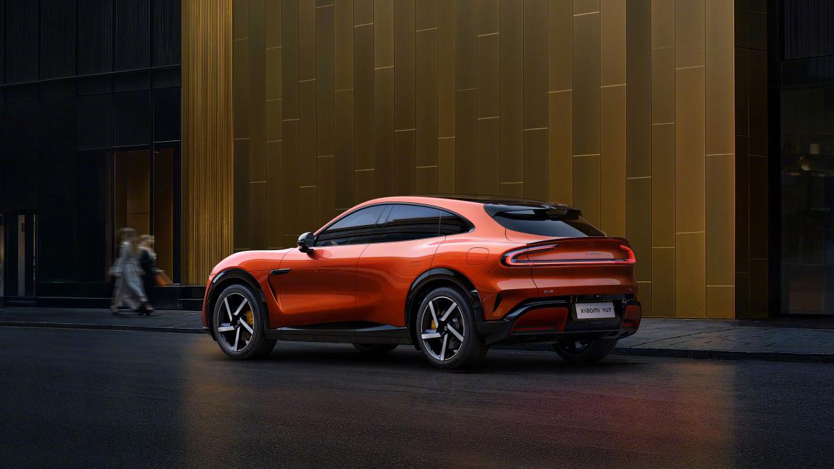 【小米 YU7 车型官方 4K 高清壁纸发布：展示宝石绿 / 钛金属/熔岩橙三色_小米YU7社区_易车社区