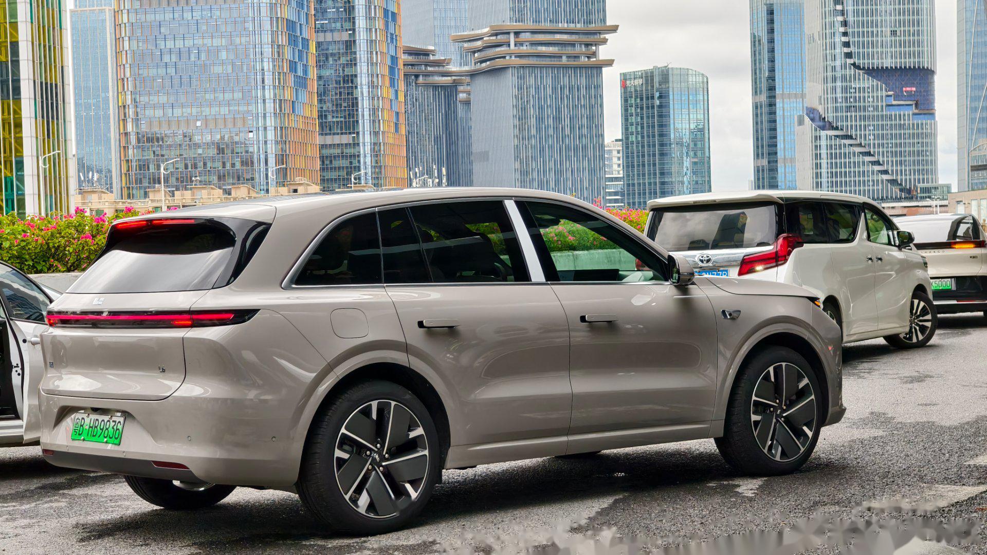 尺寸刚好，价钱刚好，这是L6的定位 有空悬很好，但CDC也不差 理想L6新设定的_理想L6社区_易车社区