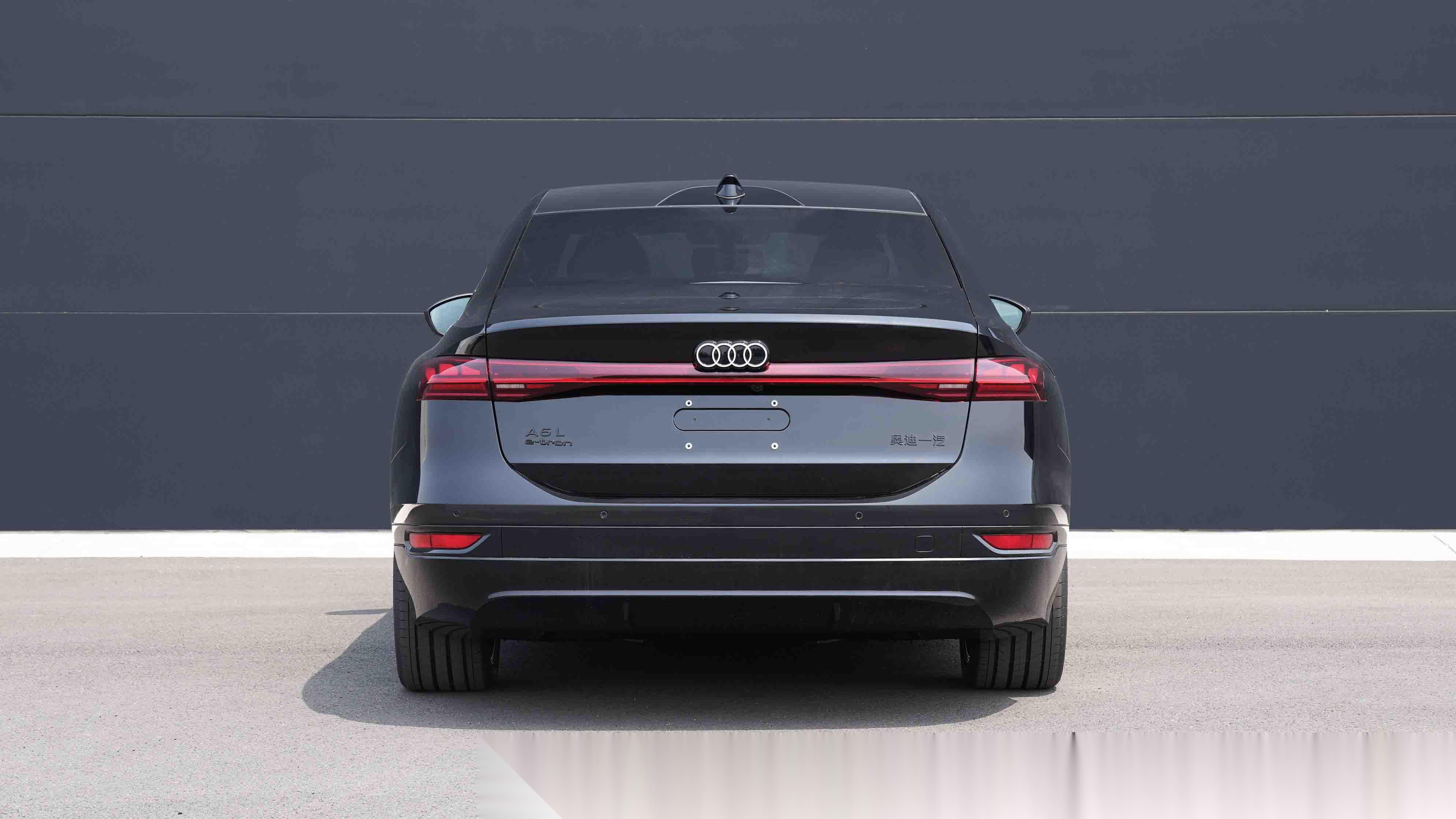 奥迪 A6L etron 纯电版 轴距 3076mm，比现款燃油 A6L 还长了_奥迪A6L社区_易车社区