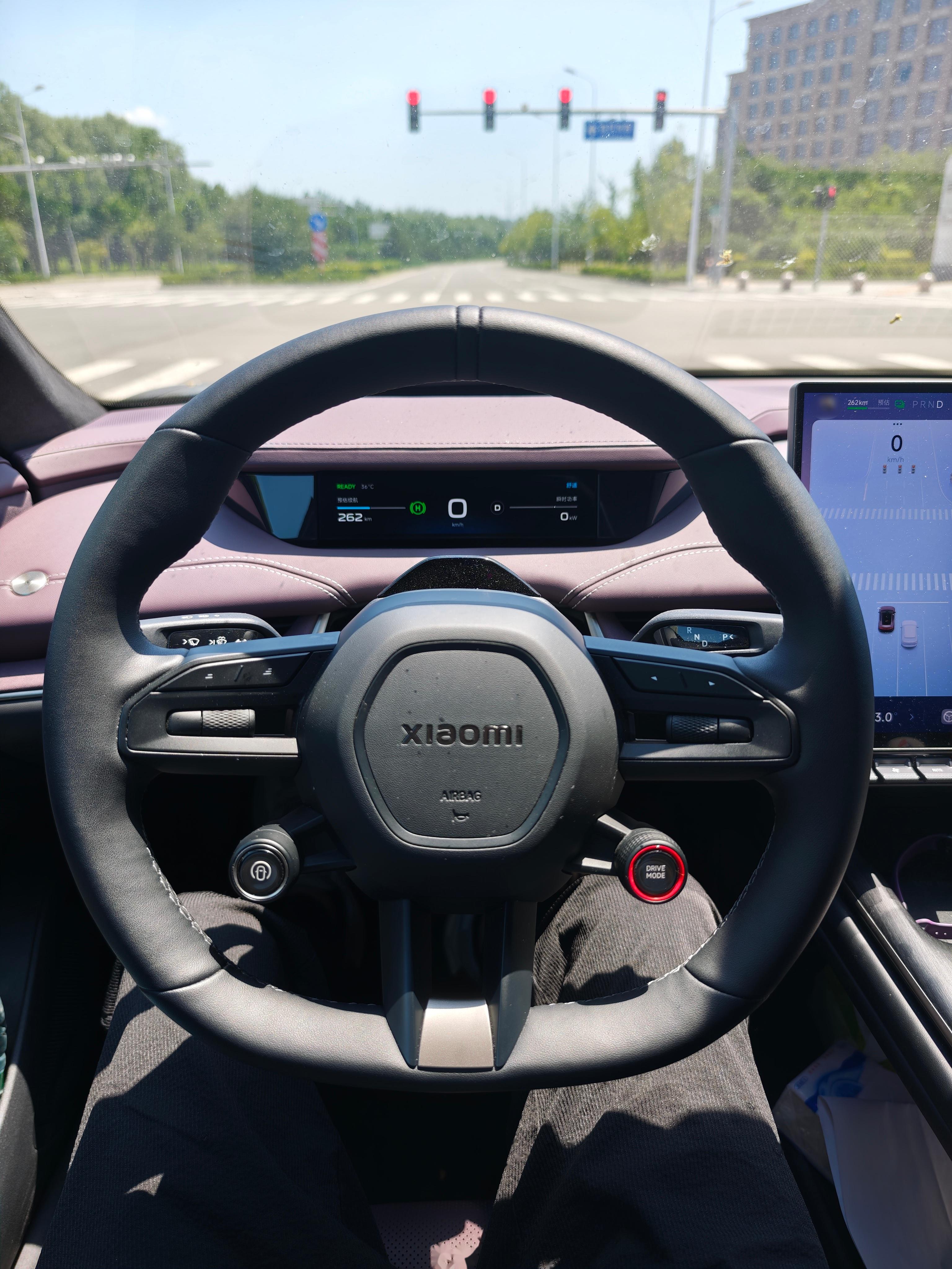 开了几天极氪007GT再开小米SU7，两款车的差异还是比较明显的 极氪更接近宝马_小米SU7社区_易车社区