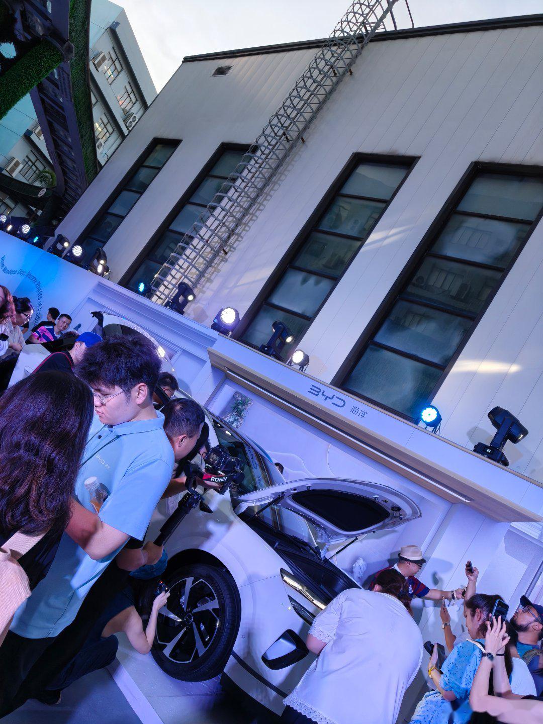 来比亚迪总部参加海狮06DM-i&海狮06EV的上市发布会啦！现场人超多，好不容_海狮06社区_易车社区