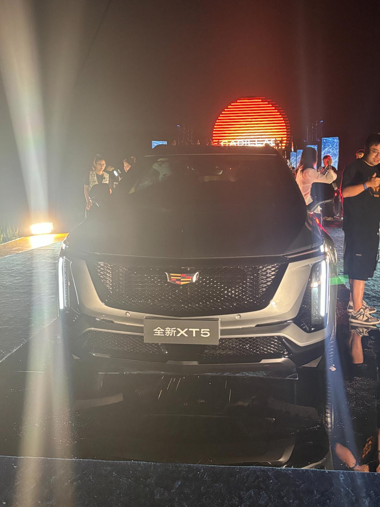 今晚，凯迪拉克全新XT5 正式上市 4款车型，限时惊喜价22.99–32.09w_凯迪拉克XT5社区_易车社区