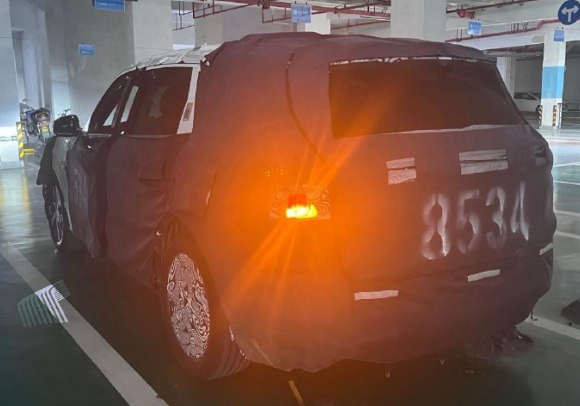 【ZEEKR 8X】极氪ZEEKR 8X报价,ZEEKR 8X图片_易车