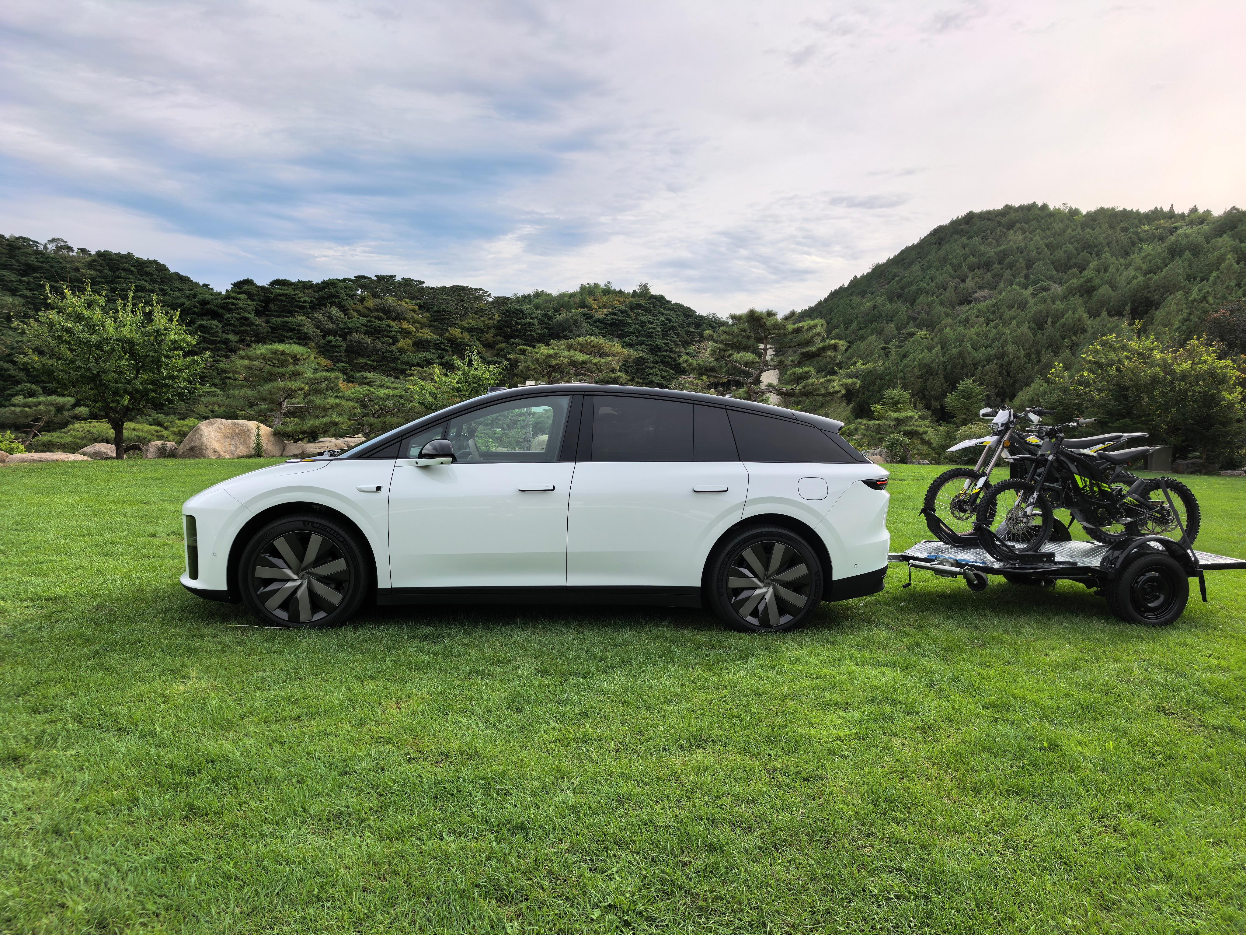 我之前去拍理想i6的时候，其实已经知道了i6的所有配置和功能点，而且很多功能点都_理想i6社区_易车社区