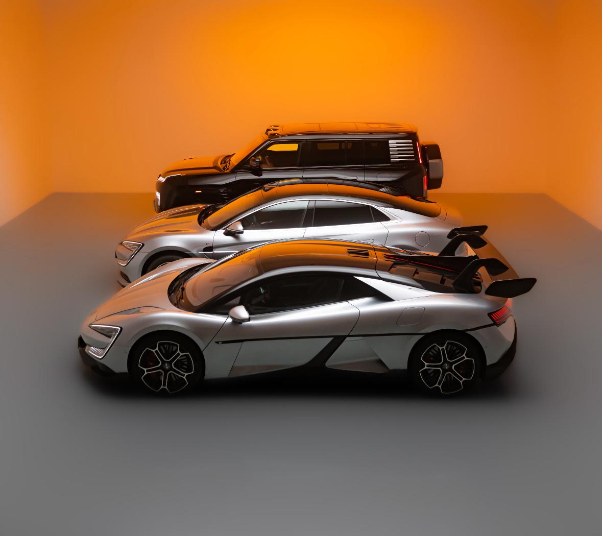 仰望品牌全家福：U7、U8、U9，三款全世界技术最先进的汽车。这组图拍得好高级 _仰望U7社区_易车社区