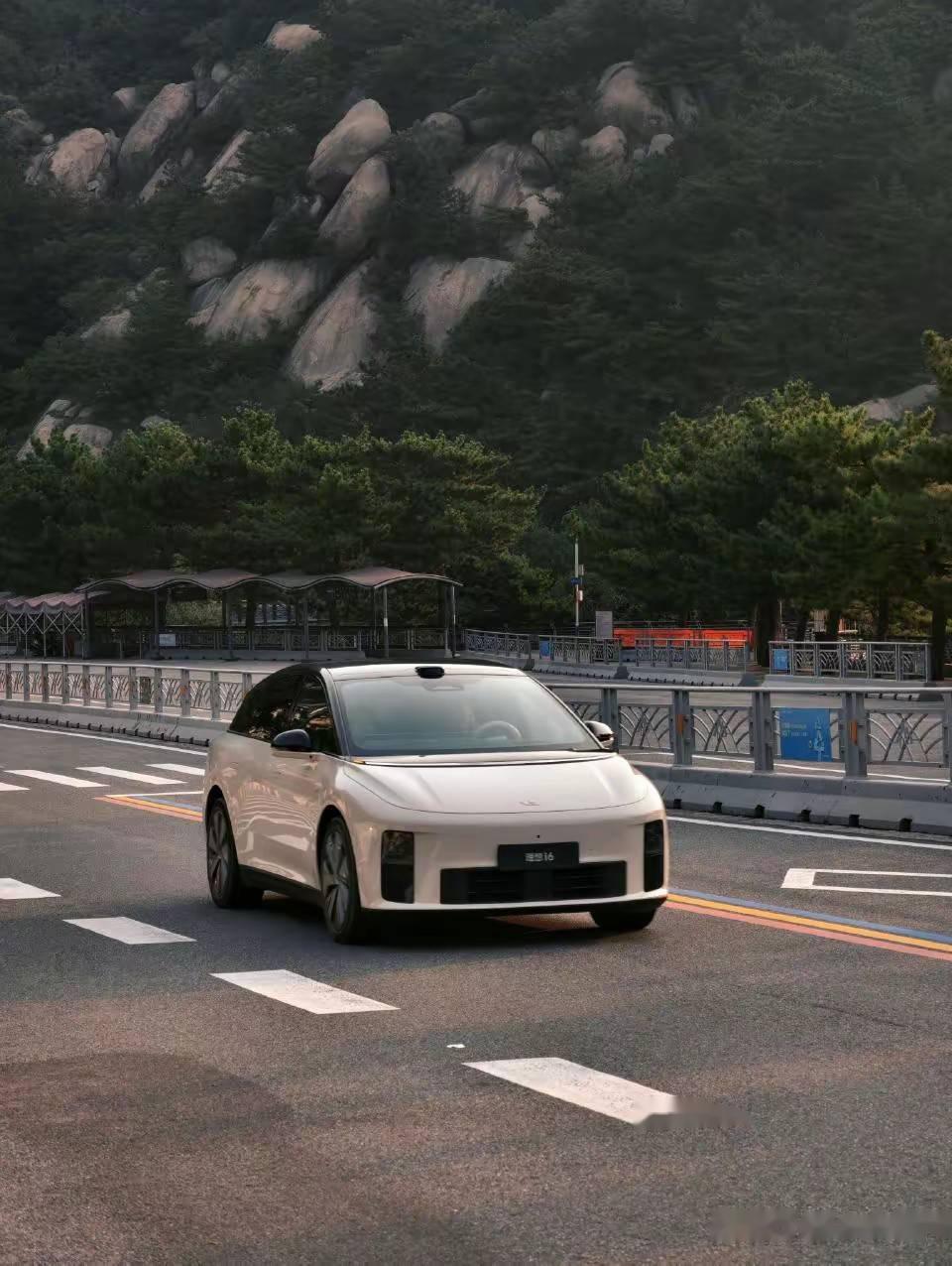 理想 i6 感觉性价比还是不错的，虽然外观设计上每个人的审美和喜好不一样，不过车_理想i6社区_易车社区
