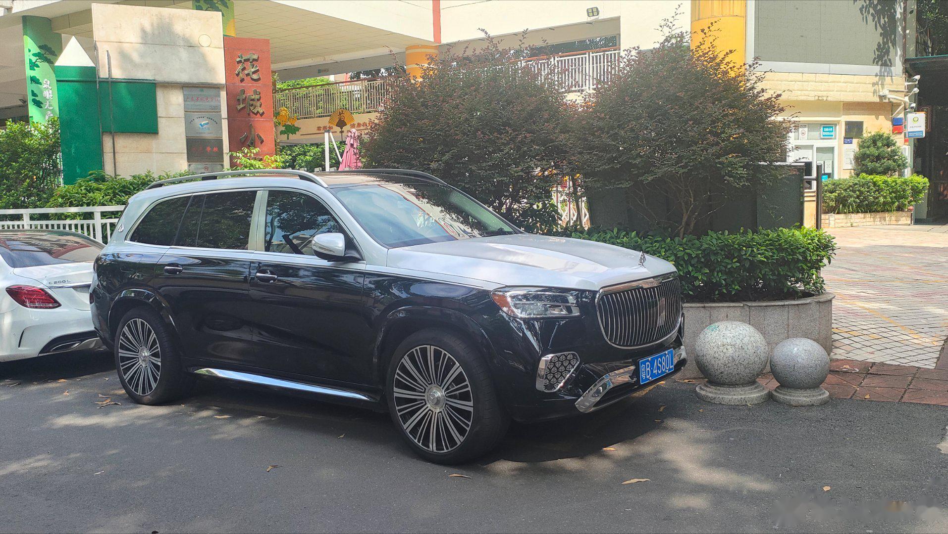 奔驰旗舰级SUV迈巴赫GLS680_迈巴赫GLS社区_易车社区